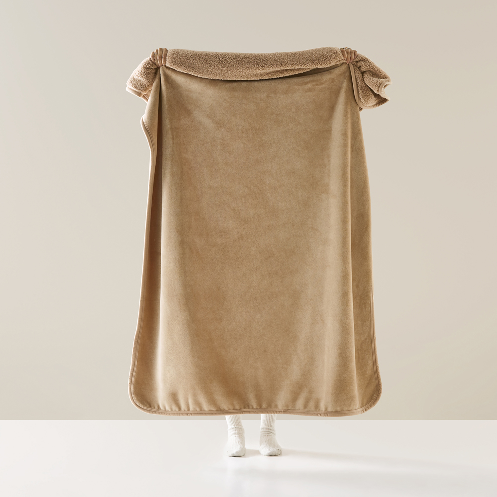 Sherpa Cappuccino Throw | Adairs