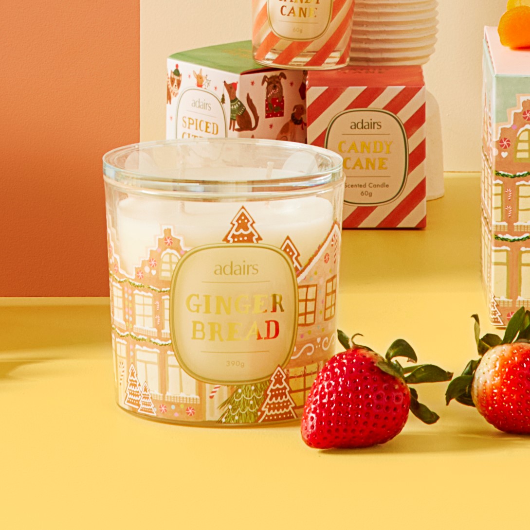 Christmas Gingerbread Candle 390g | Adairs