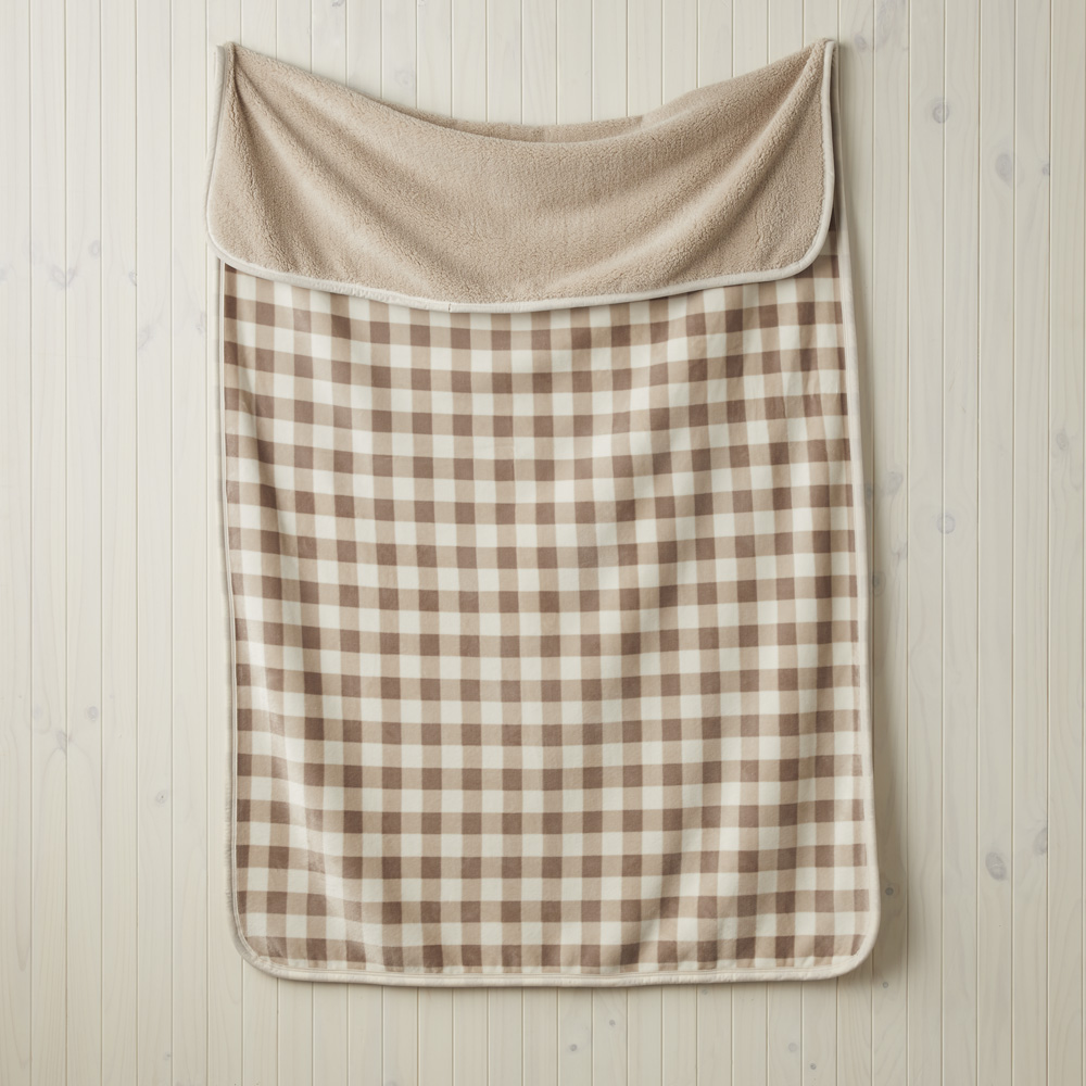 Sherpa Natural Gingham Throw | Adairs