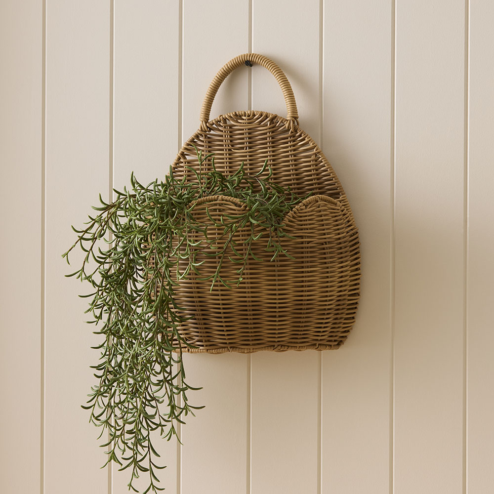 Hanging Scalloped Natural Basket | Adairs