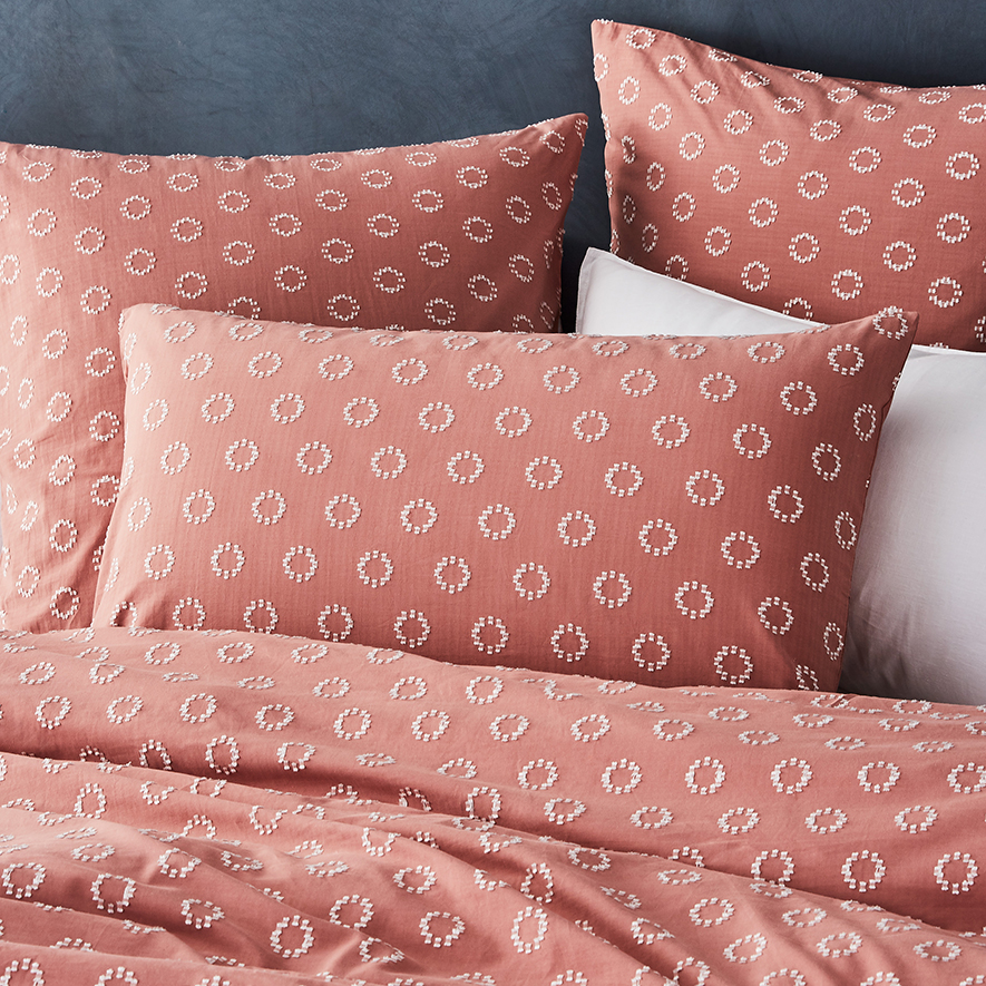 Hoop Dusty Rose Quilt Cover Set | Adairs