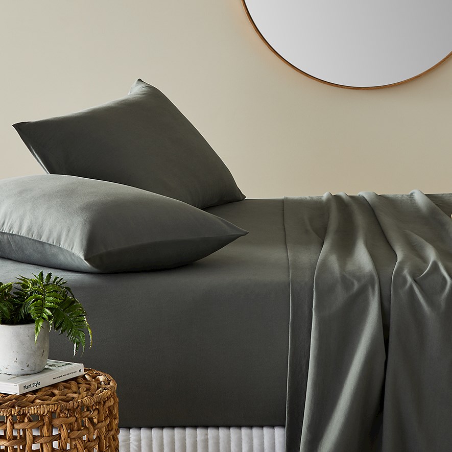 Microplush Bedlinen Single Olive Sheet Set | Adairs