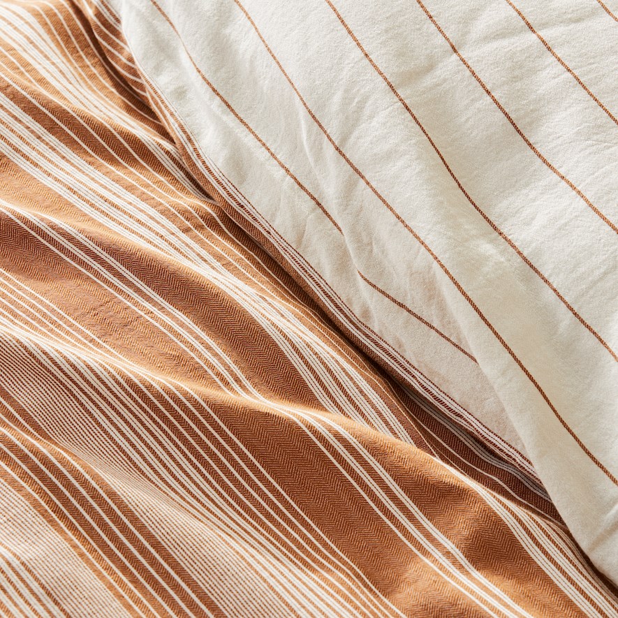 Juno Bedlinen Single Hazel QC | Adairs