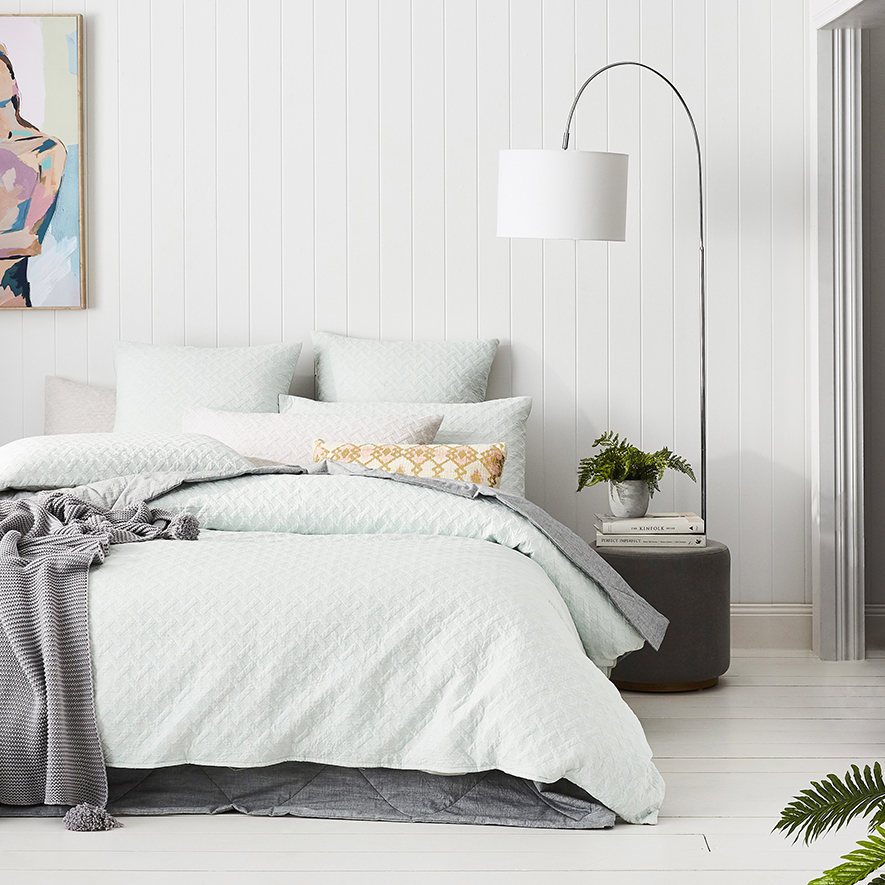 Thompson Quilt Cover Ice | Adairs