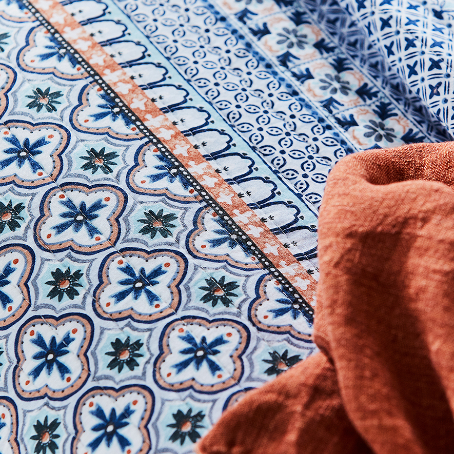 Robbie Bermuda Quilted Quilt Cover | Adairs