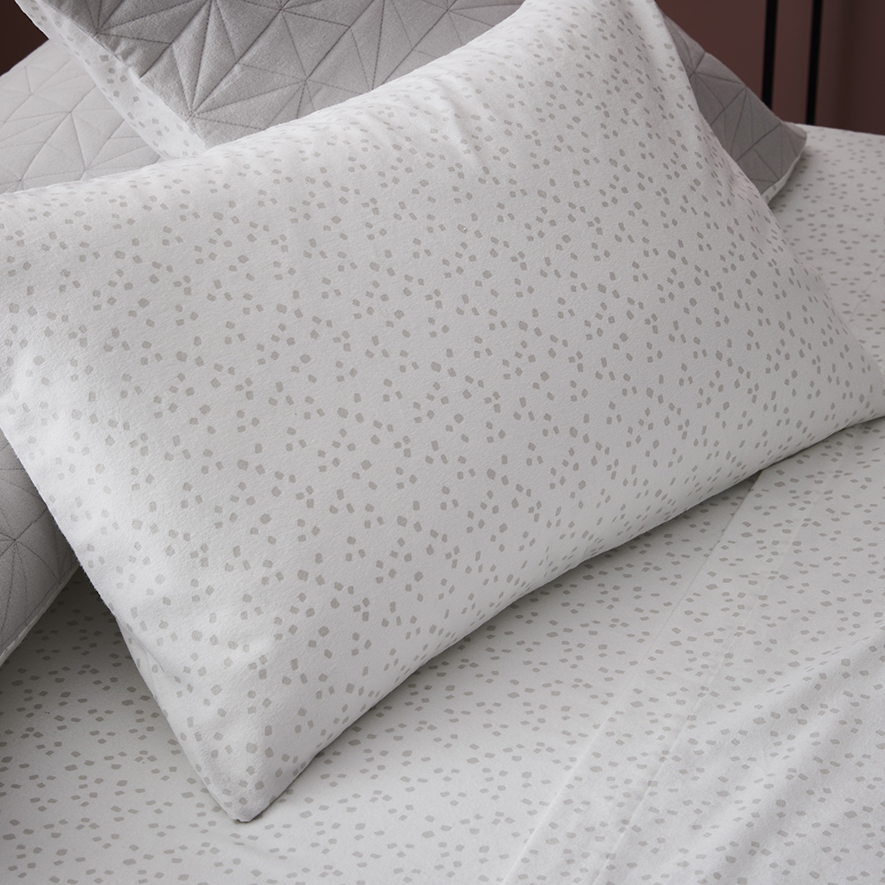 HR Fleck Quilted Flannelette W18 Queen Silver Quilt Cover Set | Adairs