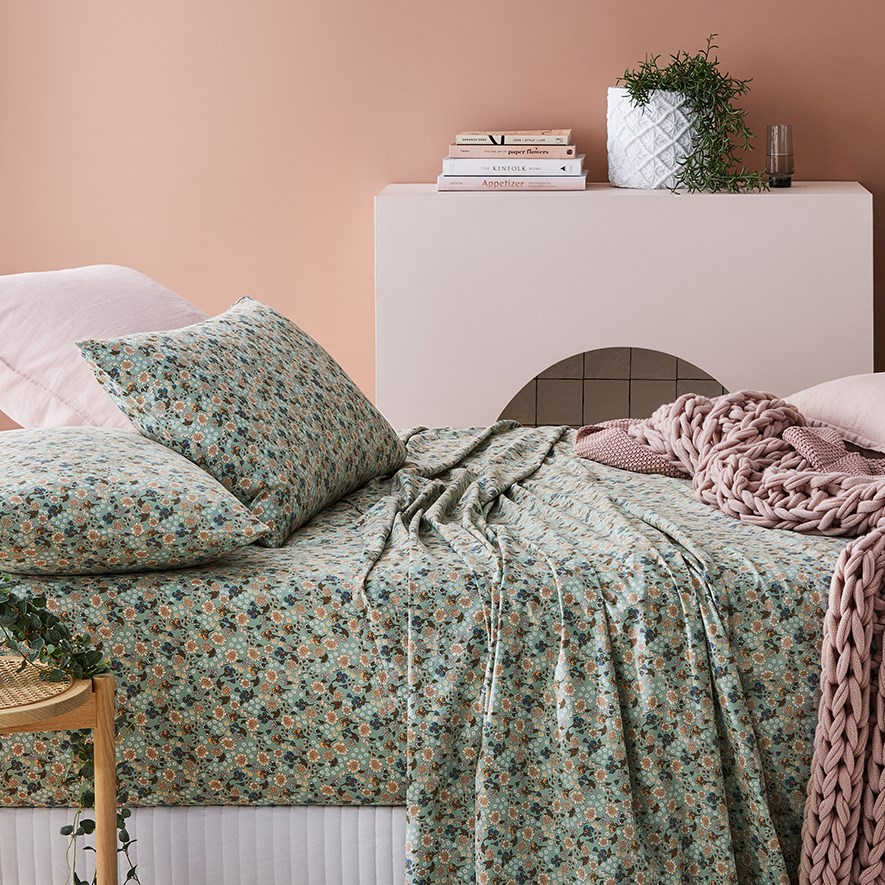 Patterned sheets queen store
